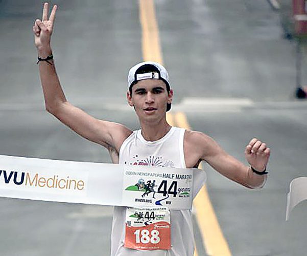 Brenden Sands wins local-dominated men’s run | News, Sports, Jobs - The ...